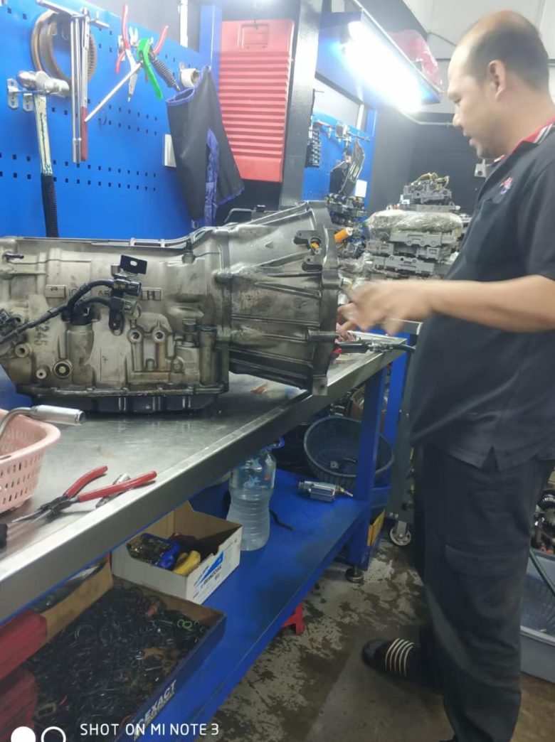 Gearbox Repair Specialist Malaysia | Auto Transmission Repair | Gear Oil